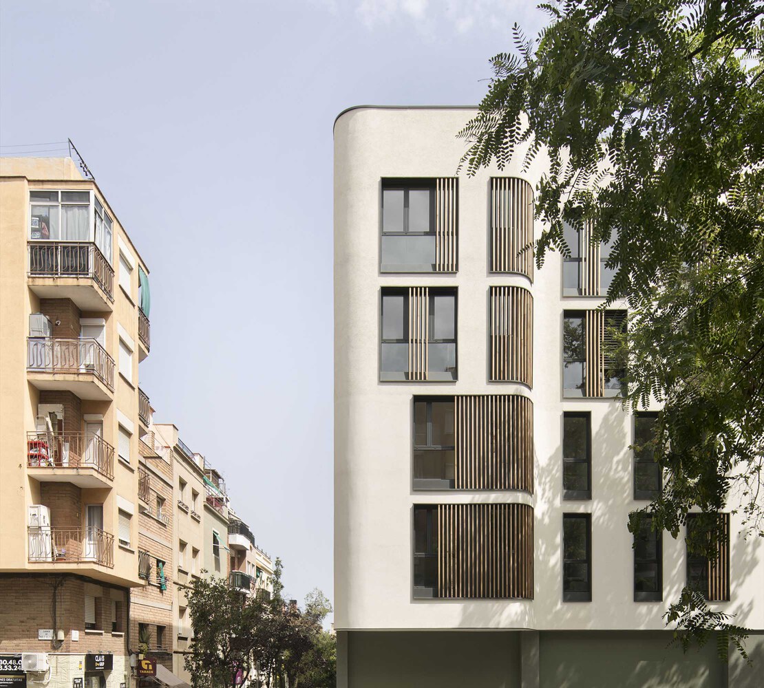 Sustainable Urban Housing Design: The Joaquim Valls Project by BJ ...