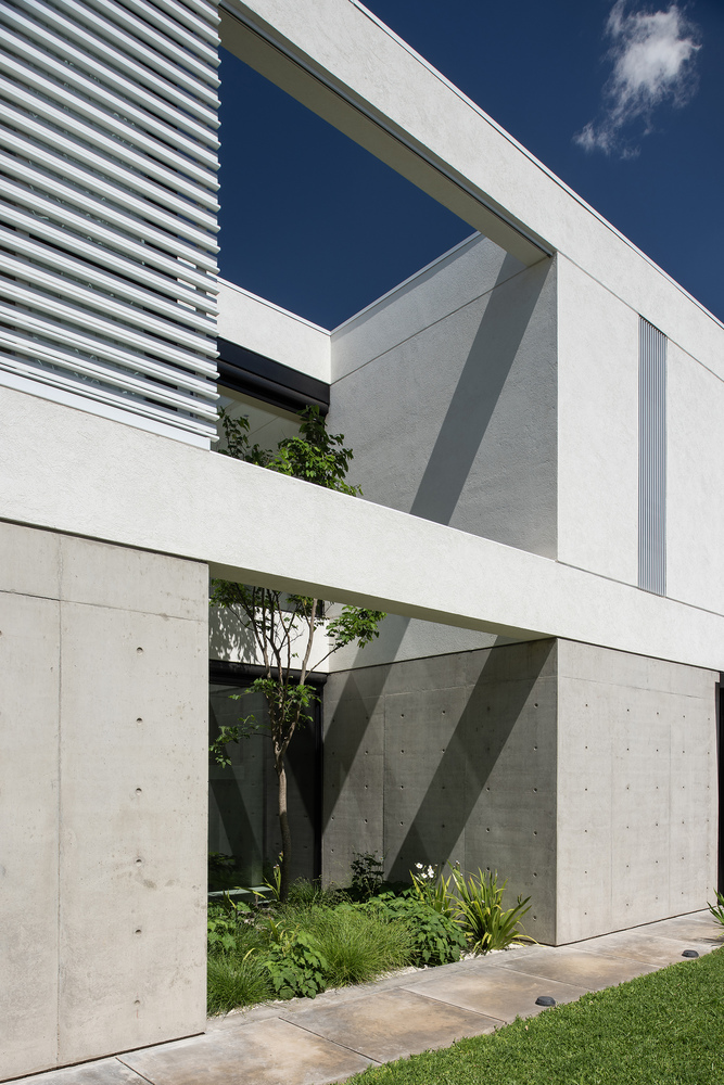 Redefining Urban Living: Modern Urban House Design at SD28 House by ...