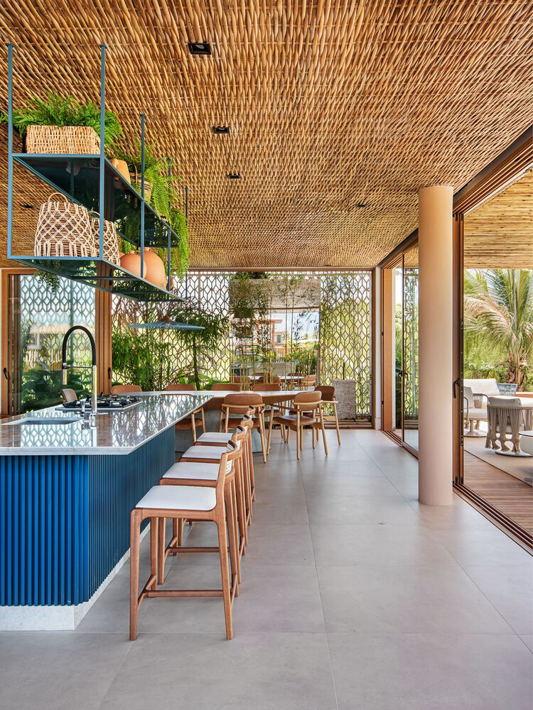 Embracing the Breeze: Modern Coastal Architecture at Rendada House by ...