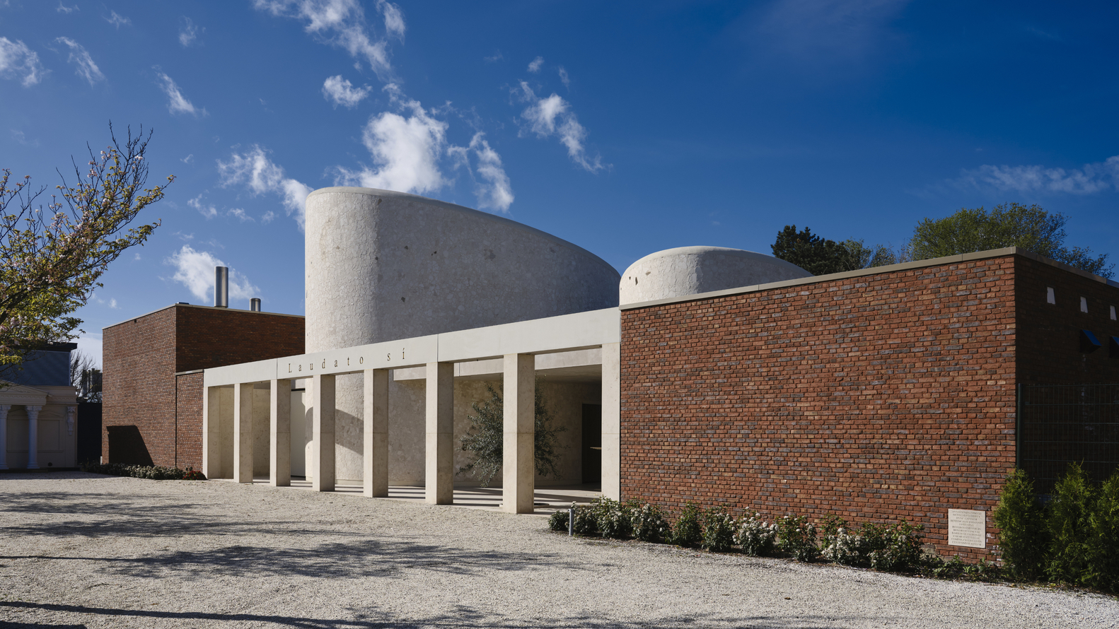 Introduction to Eco-Friendly Crematorium Design | Architecture Story