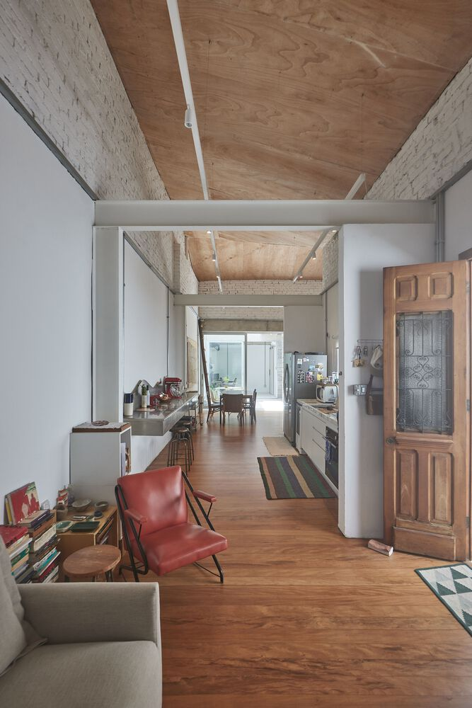 Redefining Urban Residential Architecture: A Look at House in Barra ...