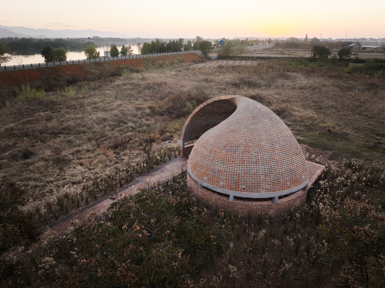 Innovative Brick Architecture: Exploring the Twisted Brick Shell ...