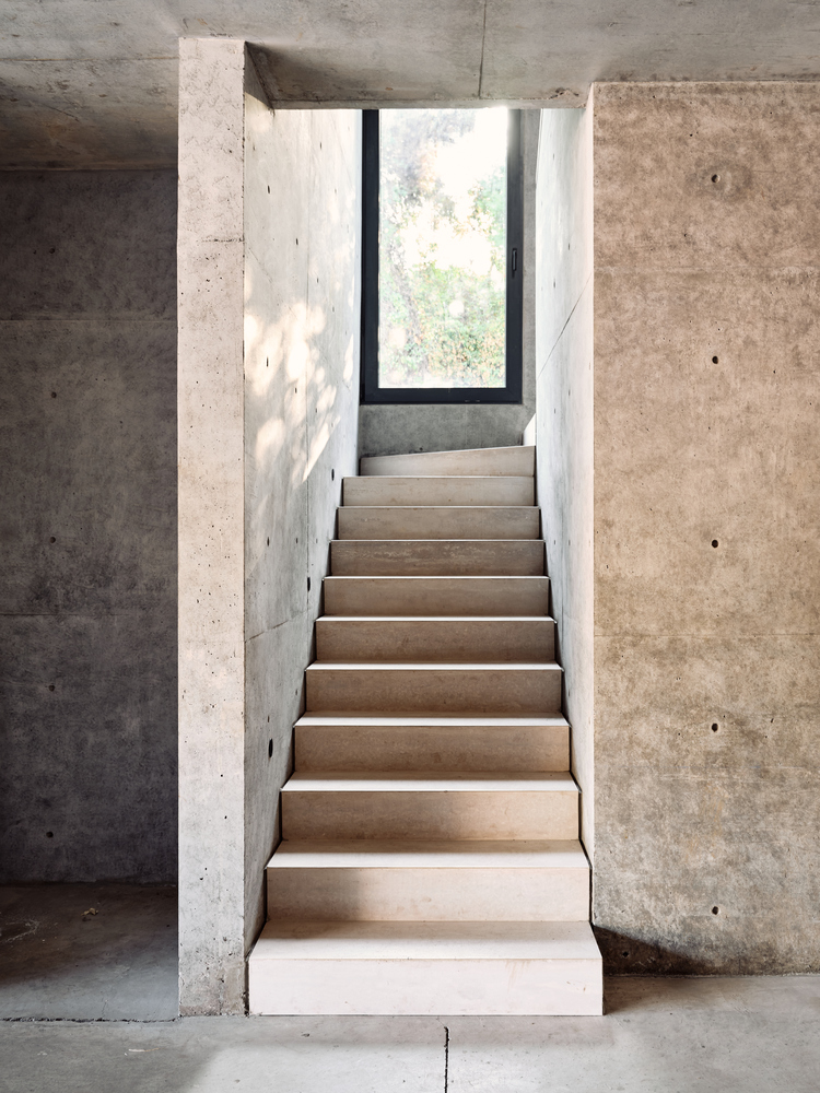 Discovering Modern Concrete Architecture: MC House by Cristián Romero ...