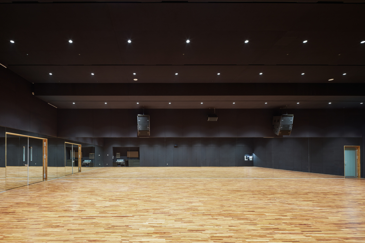 Innovative Office Design: The HYBE Headquarters Office by COM + FHHH ...