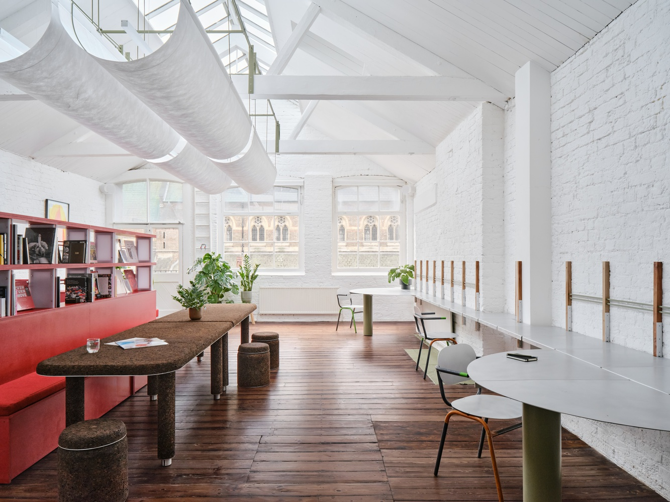 Bespoke Office Design: Transforming Spaces for Creativity and ...