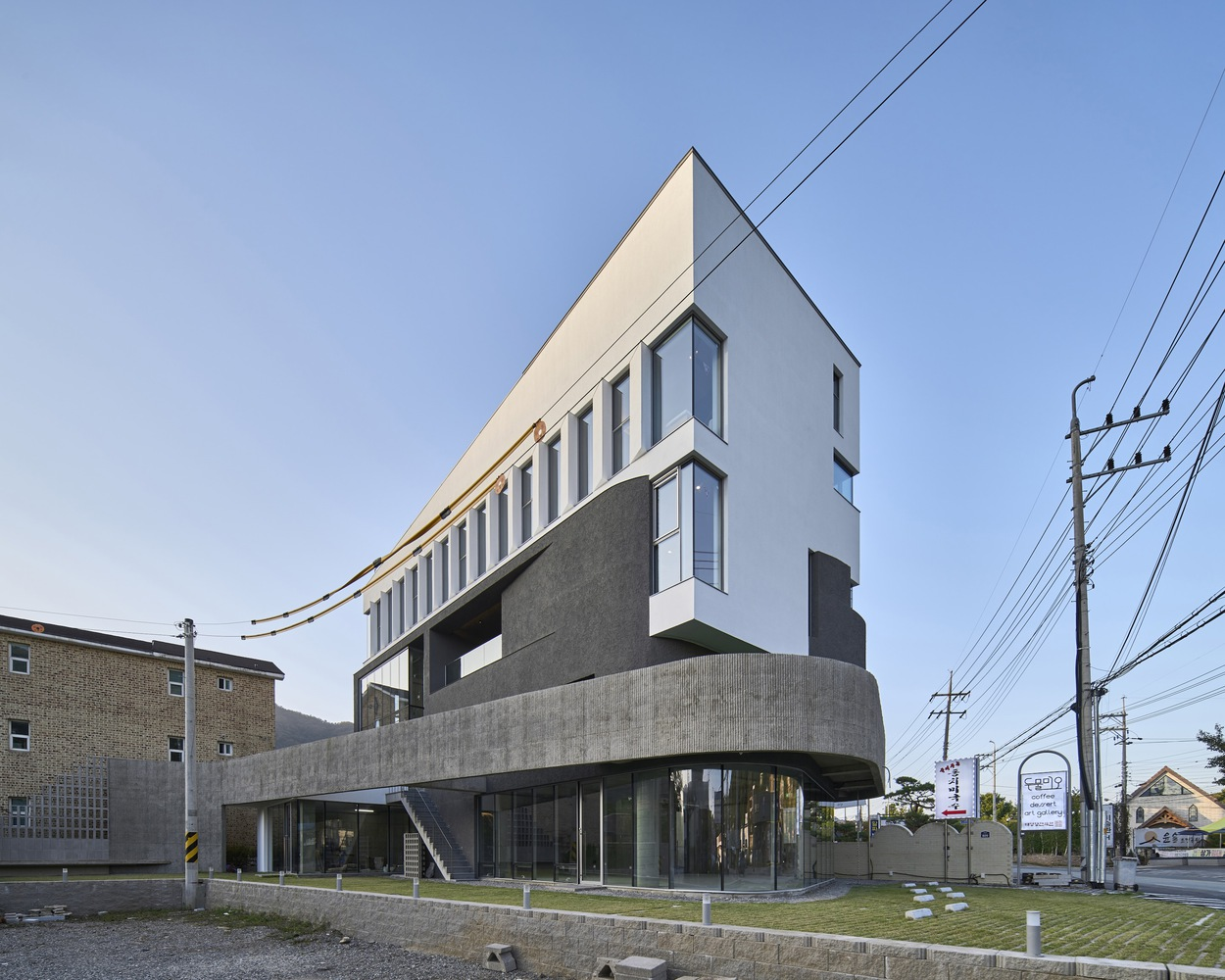 Innovative Mixed-Use Architecture Design at Giyeon-ga Mixed-Use ...