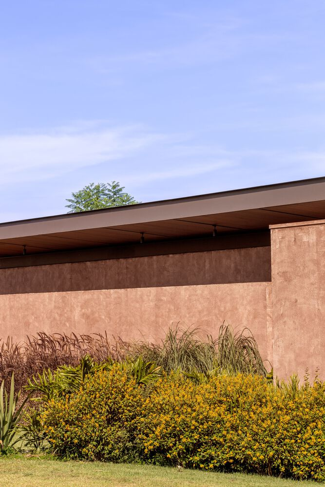 Modern Brazilian Architecture: Unveiling the Manacá House by VAGA | Residential Building Blog