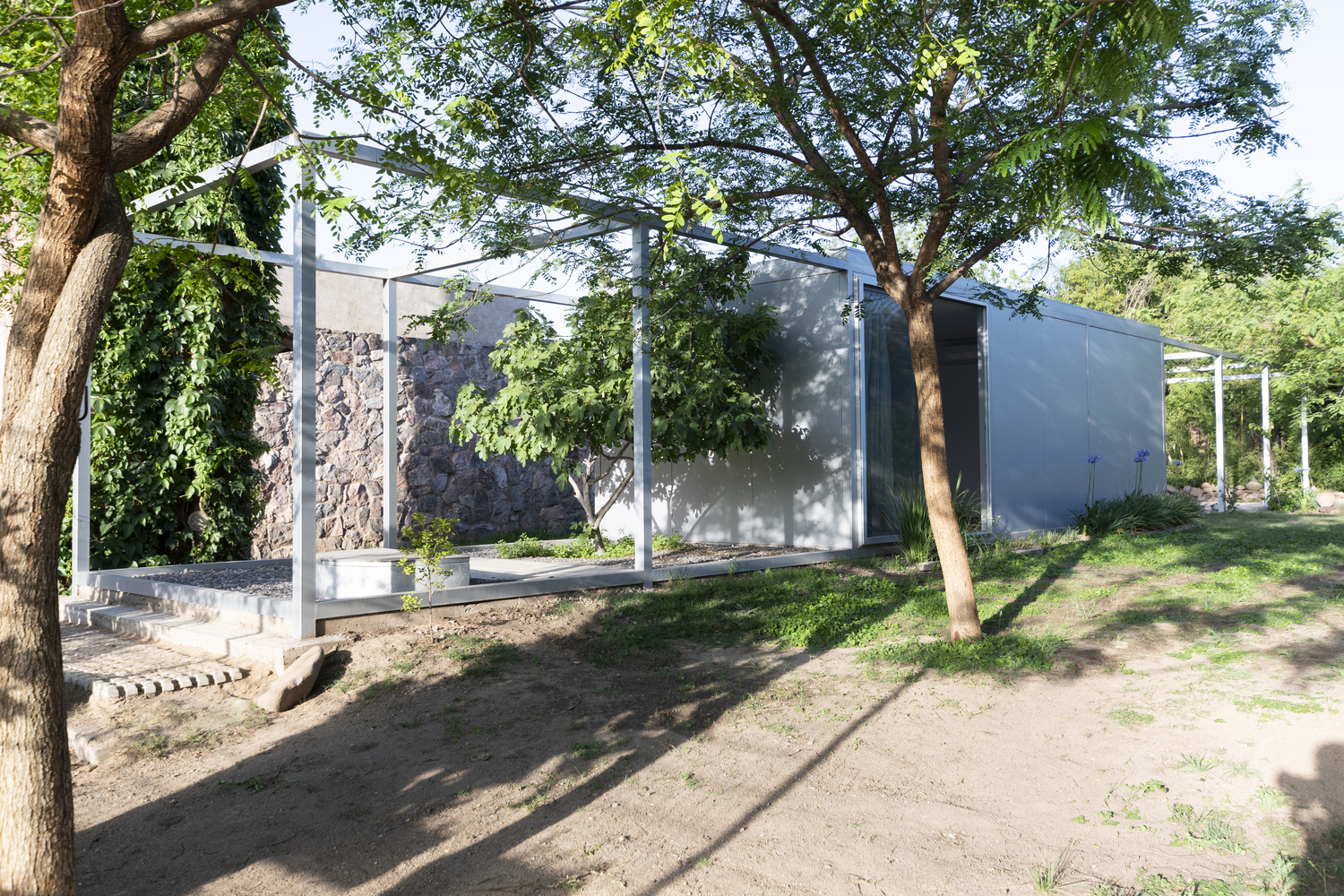 3x3x3 Pavilion: A Modular Steel Pavilion Design by Esteras Perrote ...