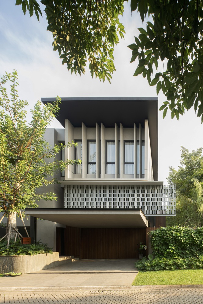 Modern Design House In Jakarta
