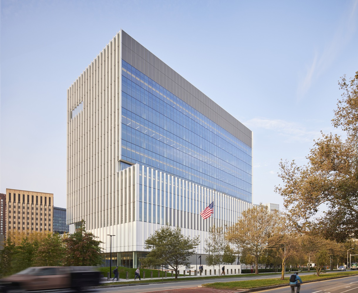 LEED Platinum Federal Building Design: Inside the John A. Volpe ...