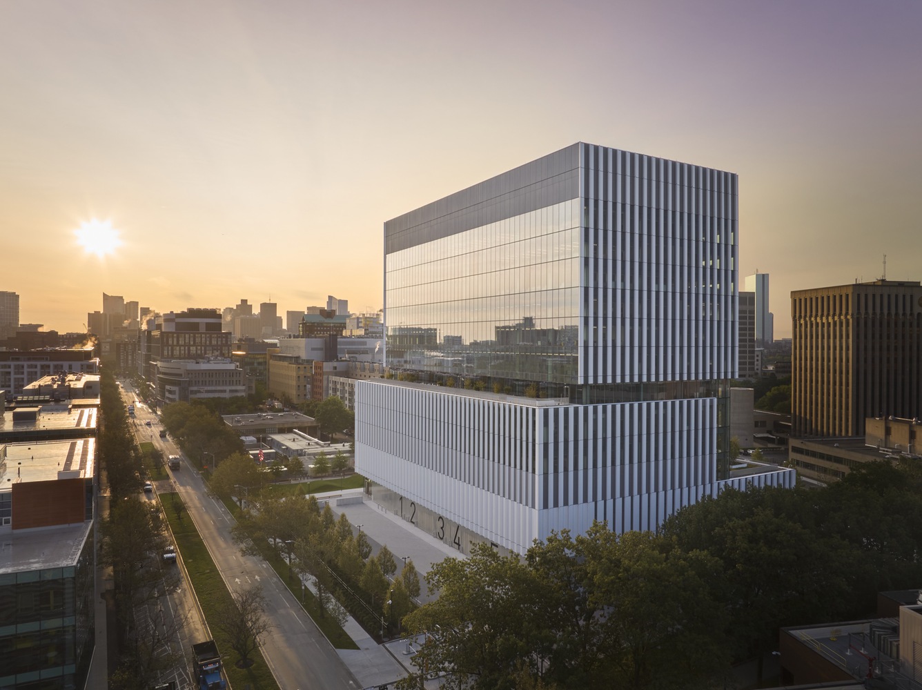 LEED Platinum Federal Building Design: Inside the John A. Volpe ...