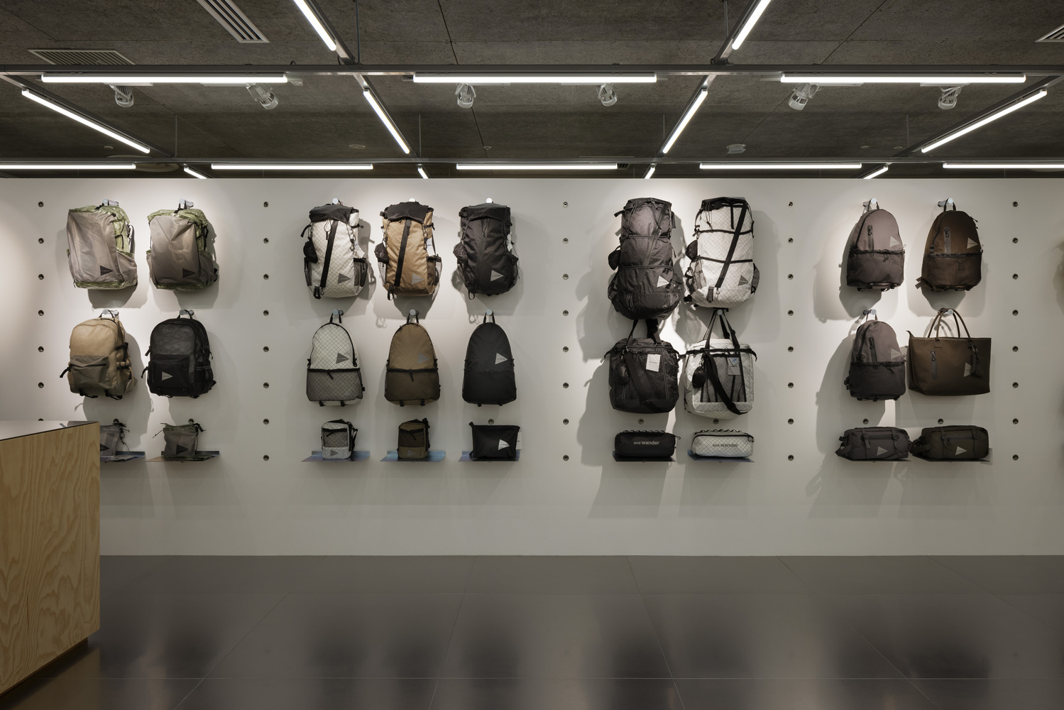 Modern Retail Store Design in Tokyo: and wander GINZA SIX Store by Jo ...