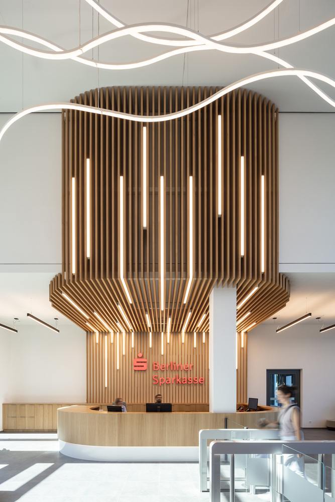 Sustainable Office Campus Design: Berliner Sparkasse by Tchoban Voss ...