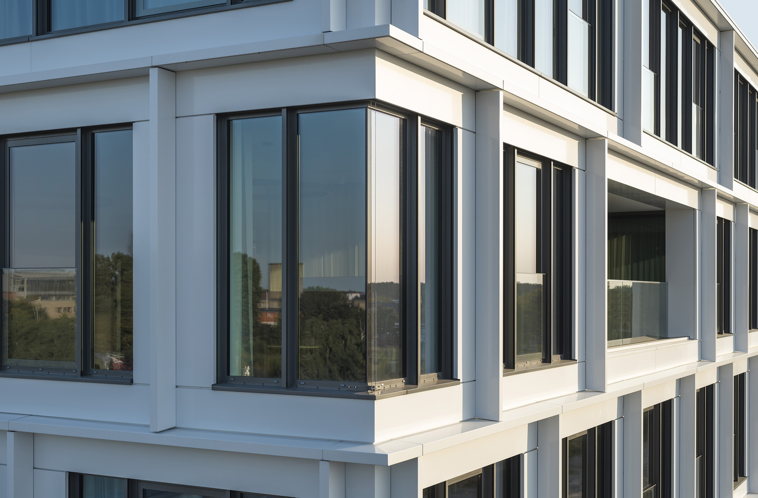 Sustainable Office Campus Design: Berliner Sparkasse by Tchoban Voss ...