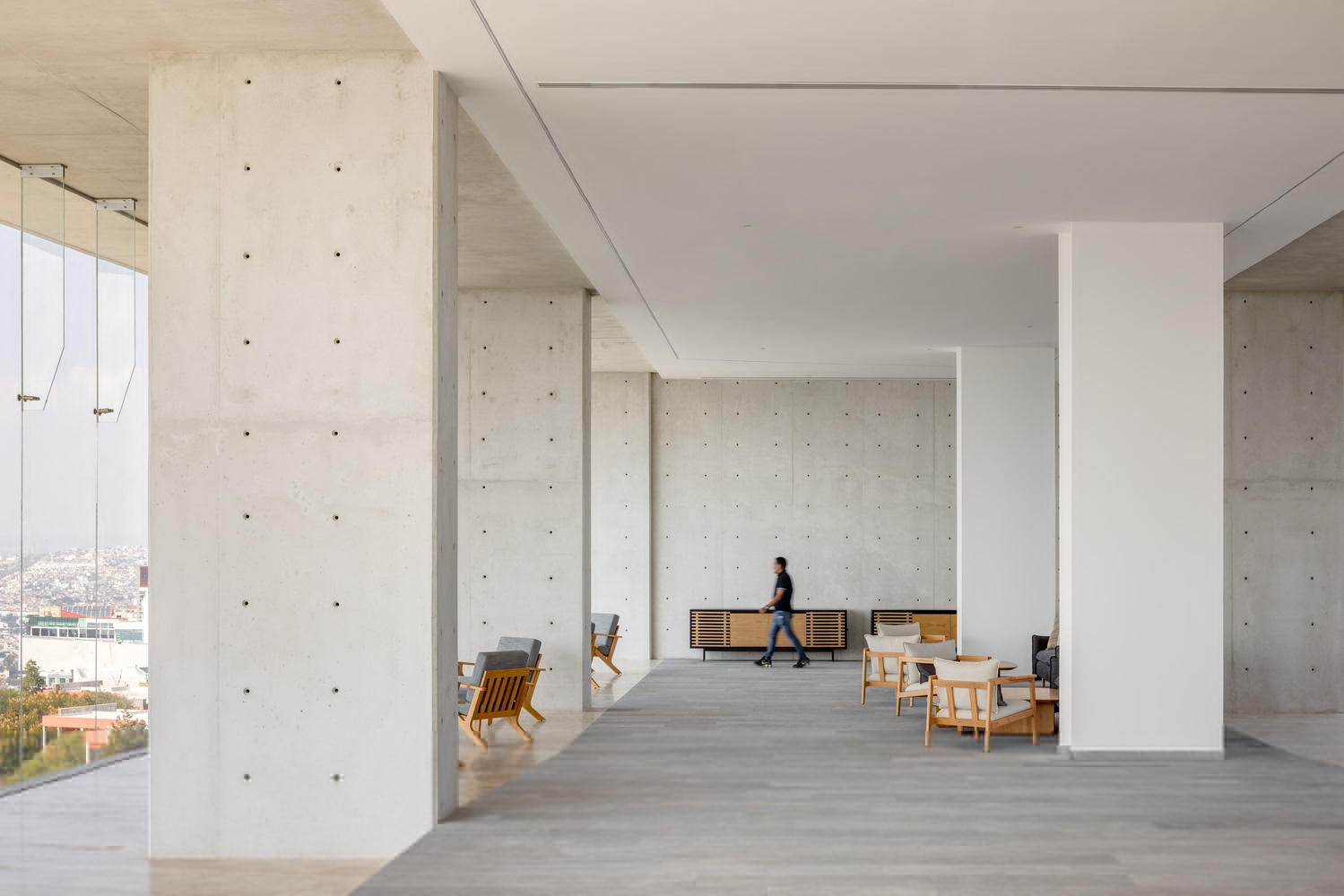 Modern Apartment Architecture in Querétaro: Amirá Building by ...