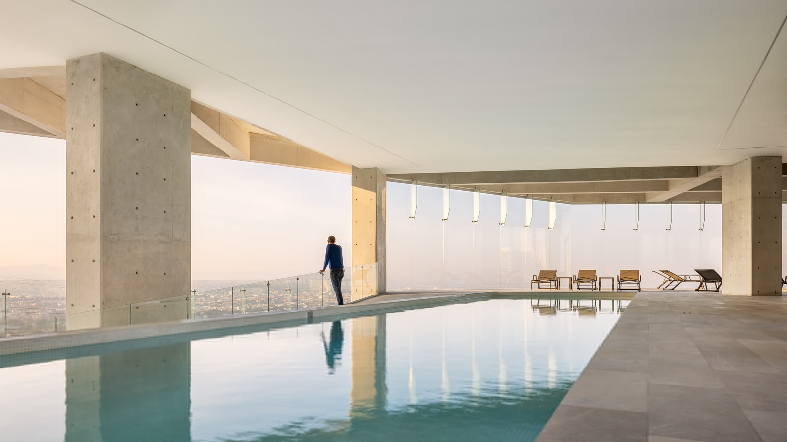 Modern Apartment Architecture in Querétaro: Amirá Building by ...