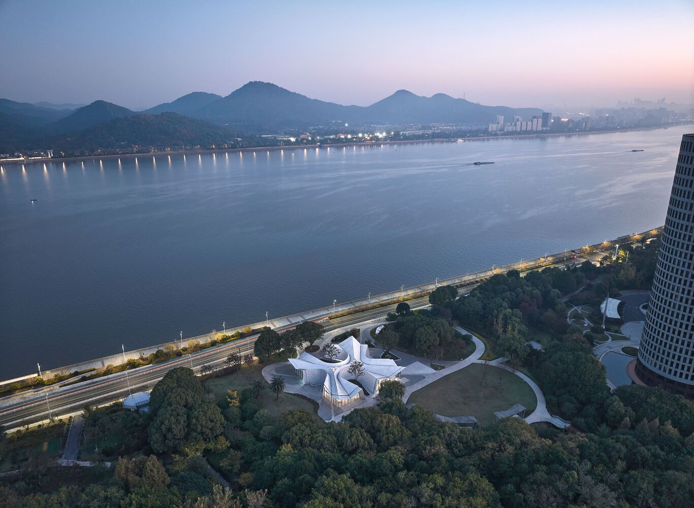 Craftsman Museum Architecture: A Landmark in Hangzhou's Urban ...