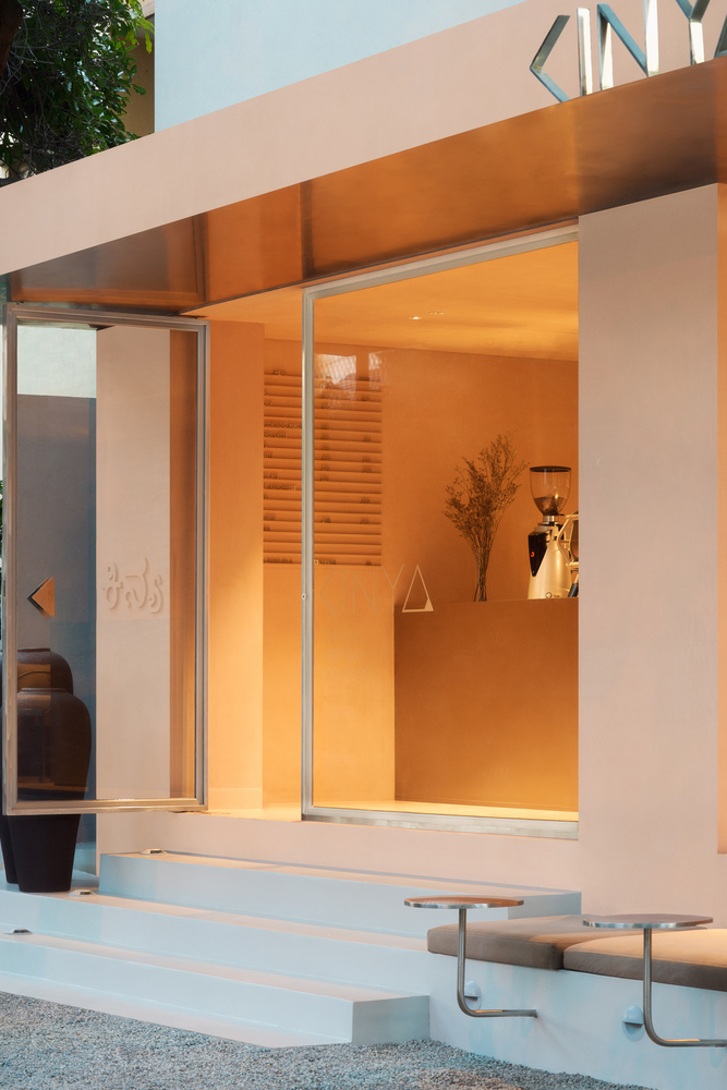 Minimalist Coffee Shop Design in Small Spaces: Kinya by Studio Bomb ...