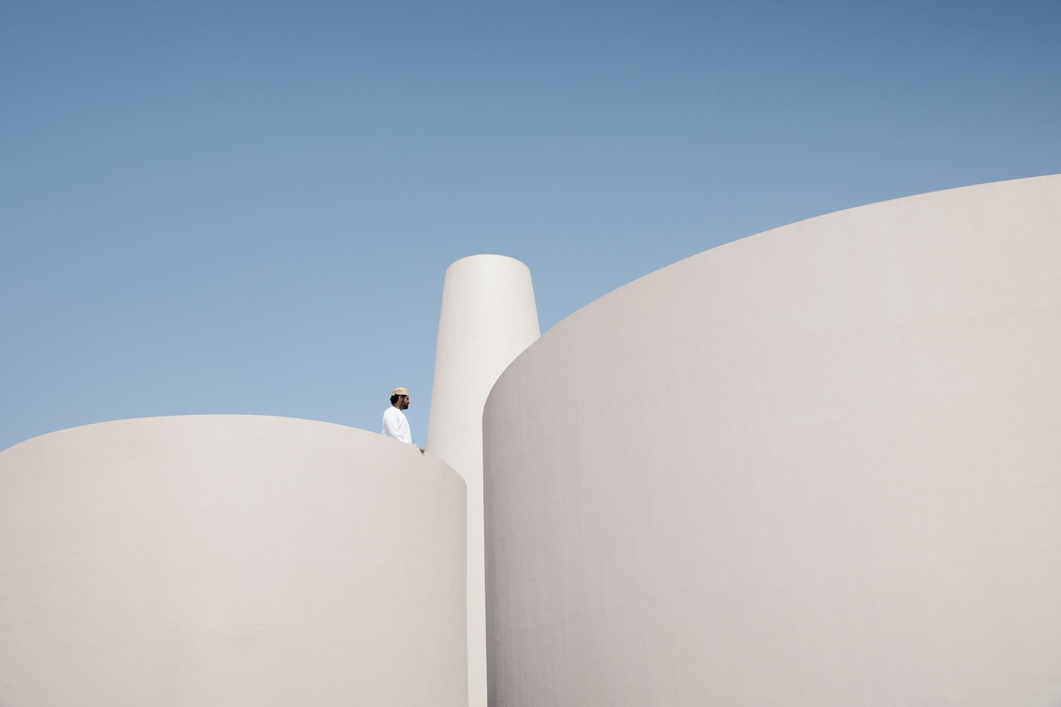 Omani Mosque Architecture: A Harmonious Fusion of Tradition and Innovation | Architecture Story