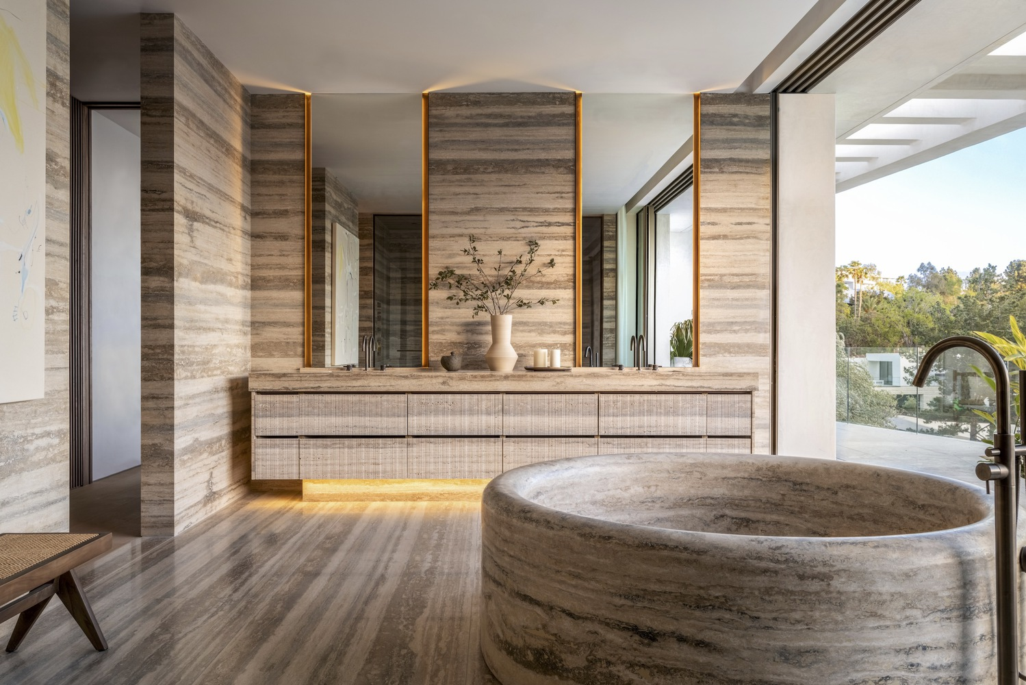 Modern Luxury House Design in Los Angeles: The Stradella Ridge House ...