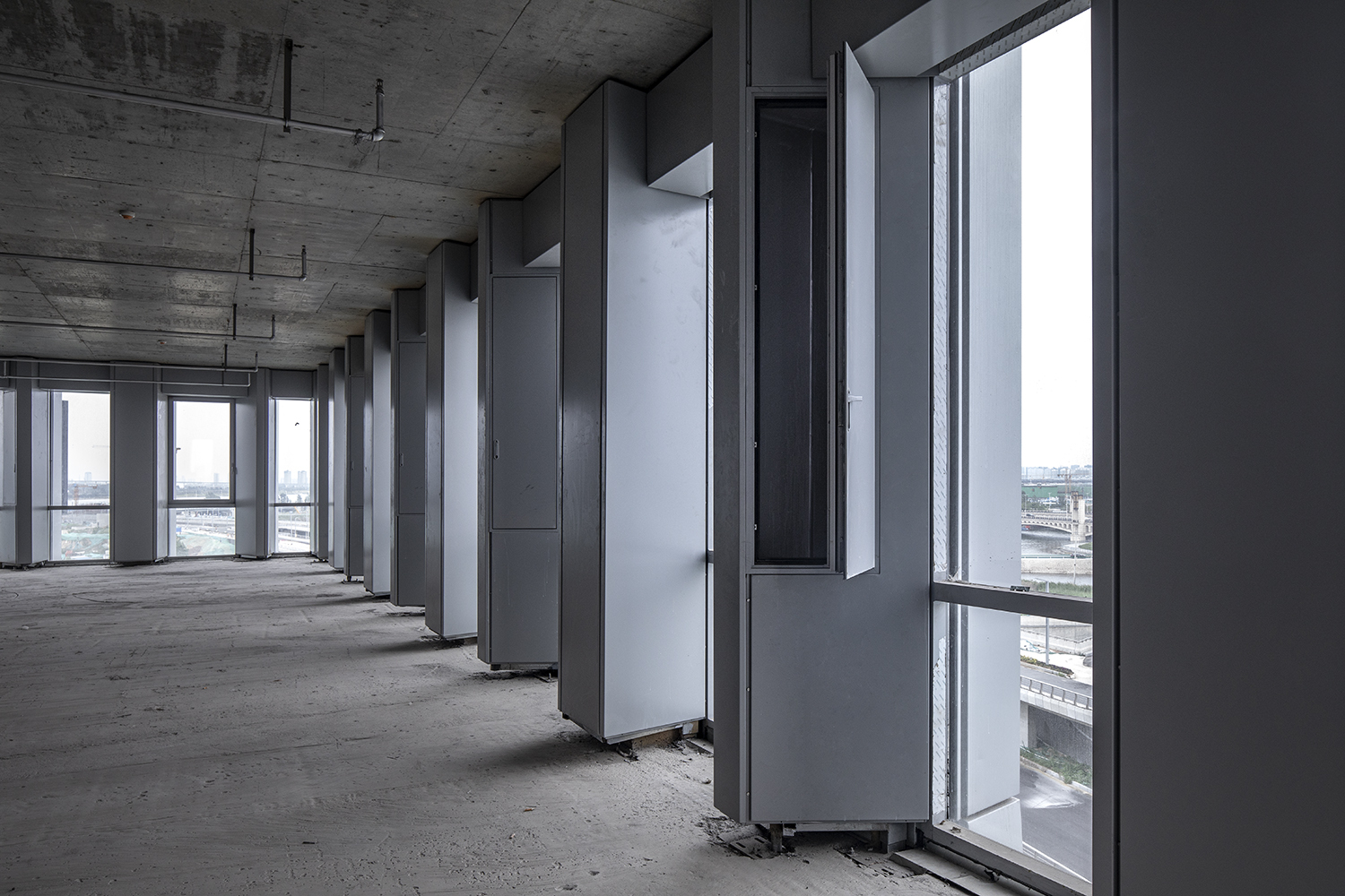 Innovative High-Rise Office Design: Zigzag Tower by Atelier FCJZ ...