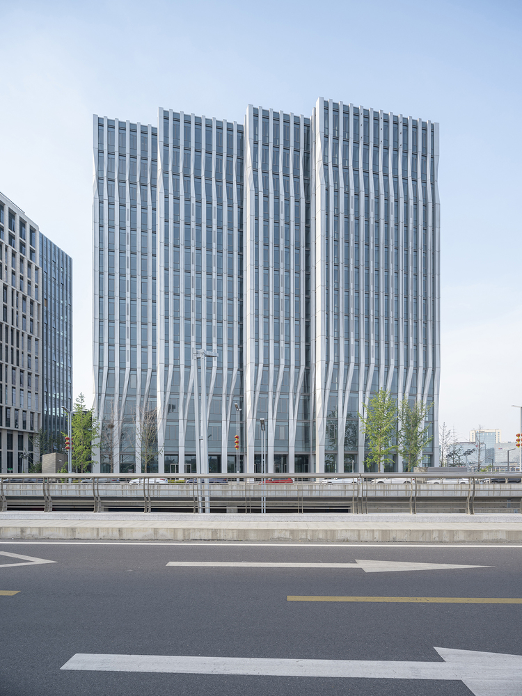 Innovative High-Rise Office Design: Zigzag Tower by Atelier FCJZ ...