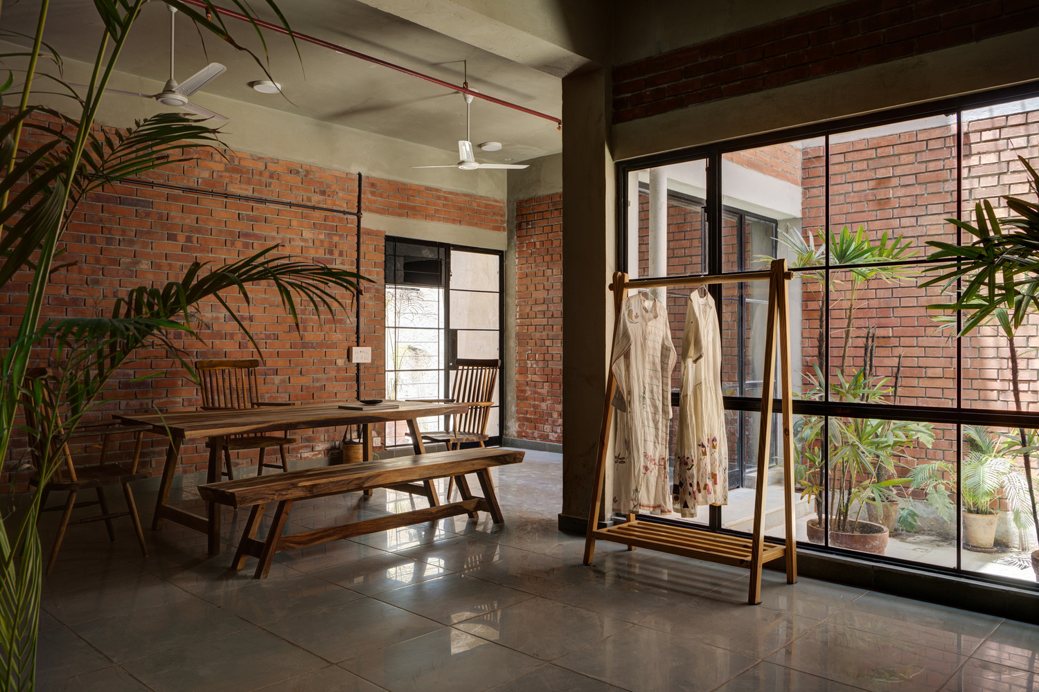 Chinar Textile Studio: A Model of Sustainable Architecture for Creative ...