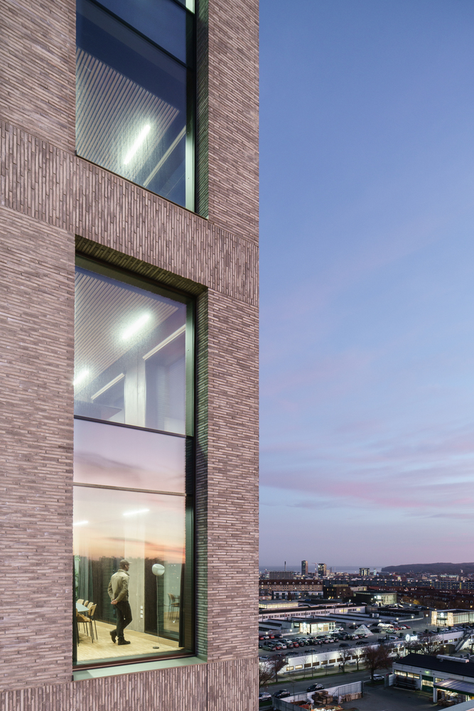 Innovation Hub Architecture: Designing for Growth and Synergy ...