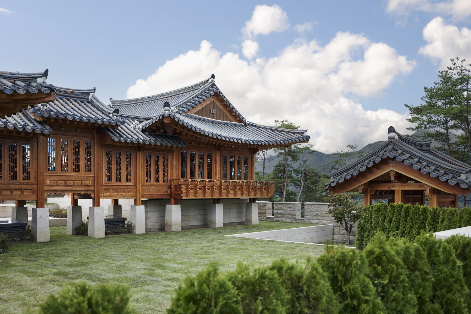 Luxury Hanok Architecture in South Korea: The HANOK Heritage House ...
