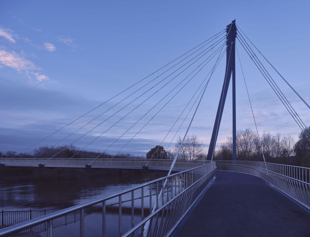 Pedestrian Bridge Design: Kepax Bridge by Moxon Architects ...