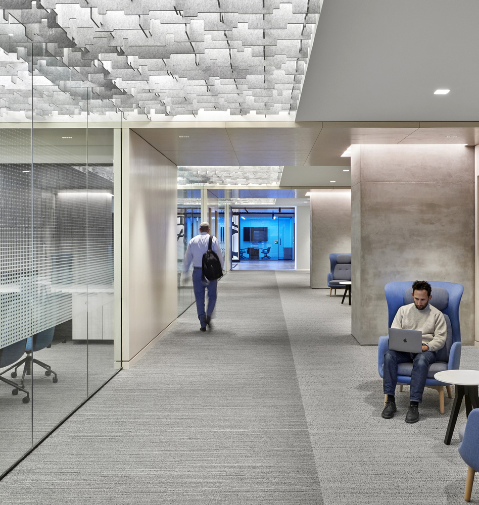 Modern Corporate Headquarters Design: McDonald’s HQ by Studio O+A and ...