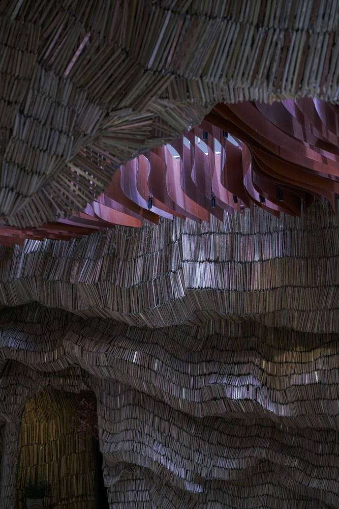 Organic Architecture Restaurant Design: Lucida Restaurant and Bar by ...