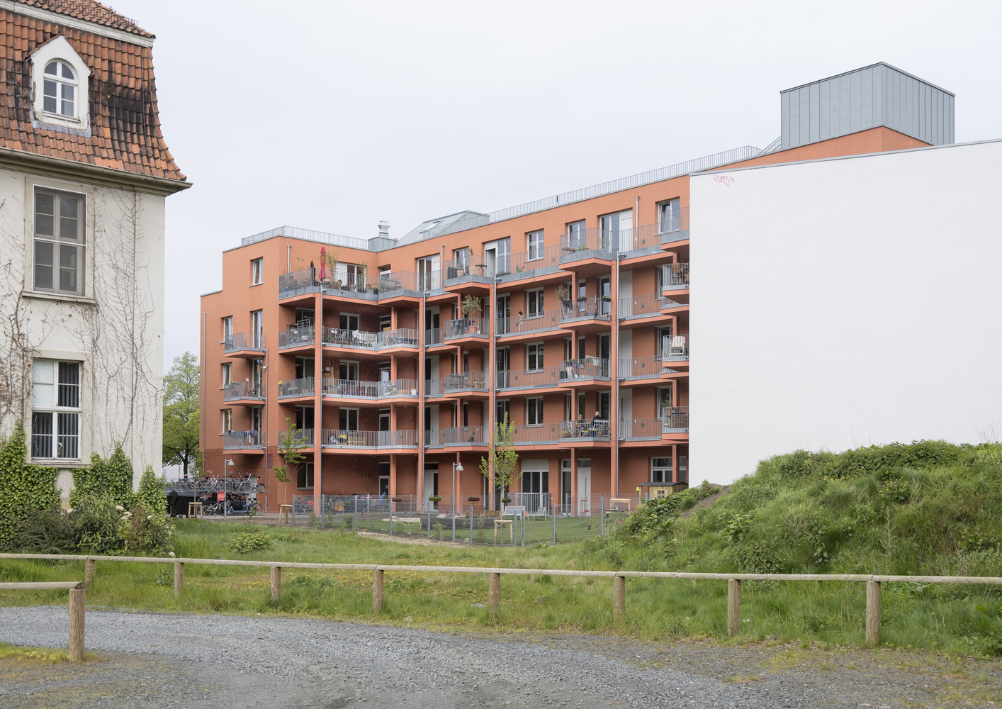 Cooperative Housing Design: The Innovative KARL Project in Bremen ...