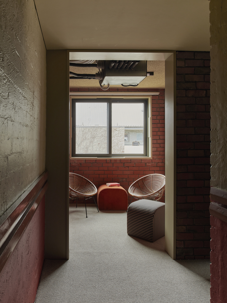 Sustainable Building Retrofits: Wilam Ngarrang Residence by Kennedy ...