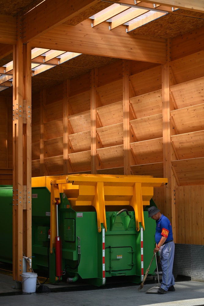 Sustainable Garbage Station Architecture: Langfang Beifengdao Garbage ...