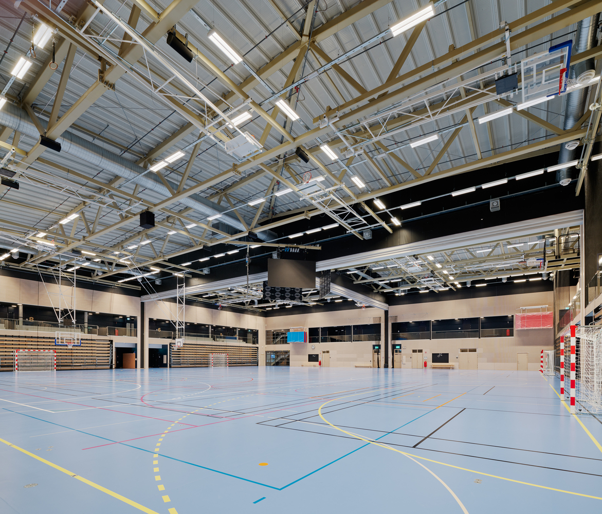 Modern School Architecture Design: Lundby School by D Office arkitekter ...