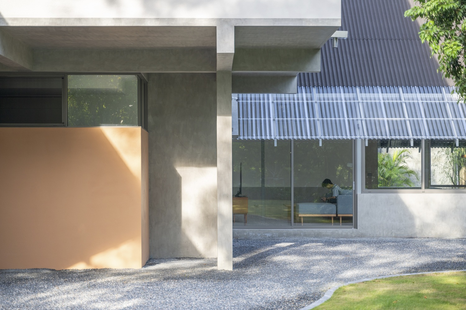 Sustainable Modern House Design in Thailand: Baan Meesook by VYN Studio | Architecture Story