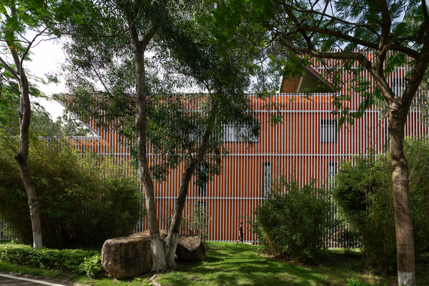 Sustainable Campus Architecture: Yuanbo Building at BNU Zhuhai ...