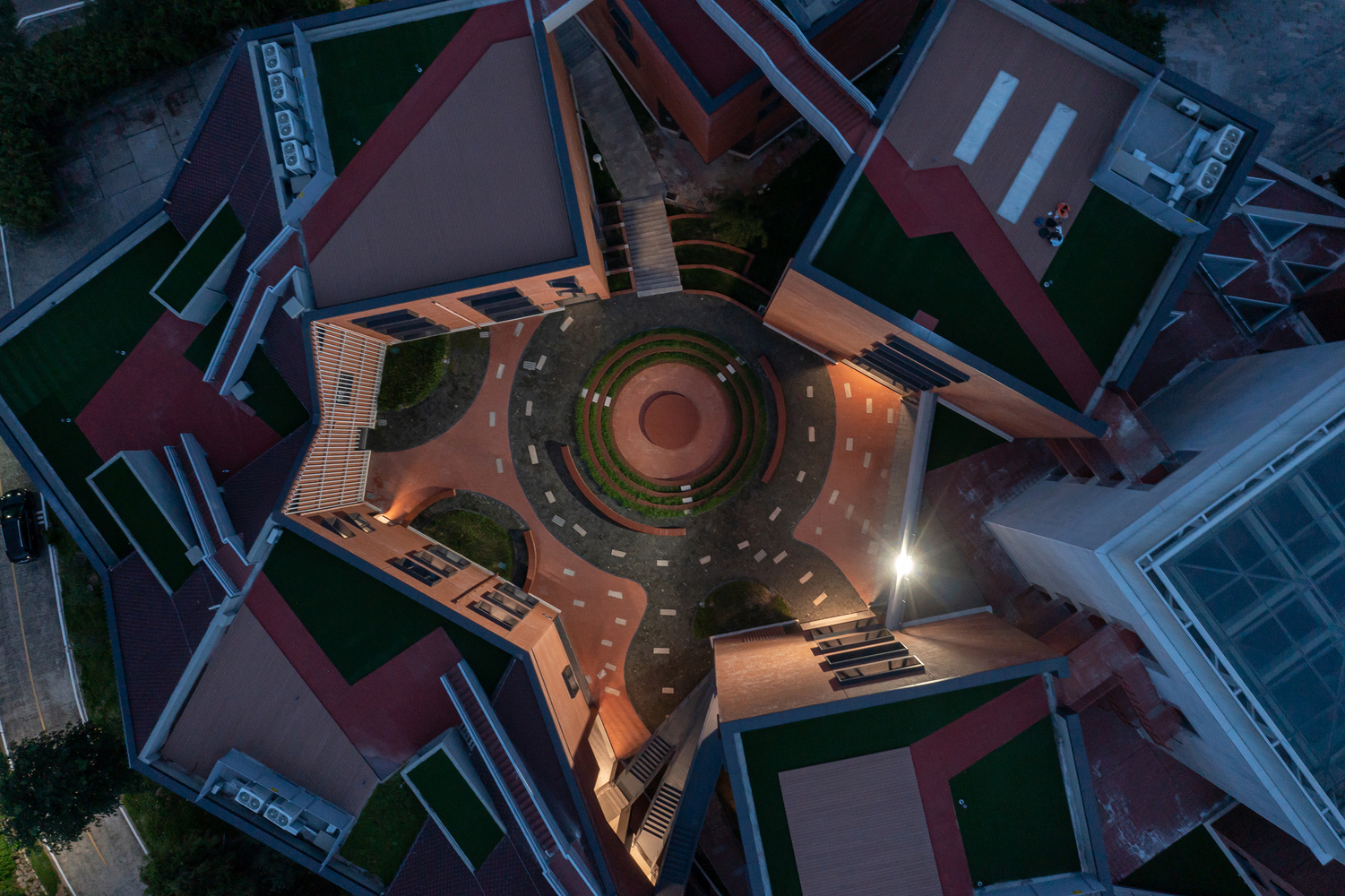 Sustainable Campus Architecture: Yuanbo Building at BNU Zhuhai ...