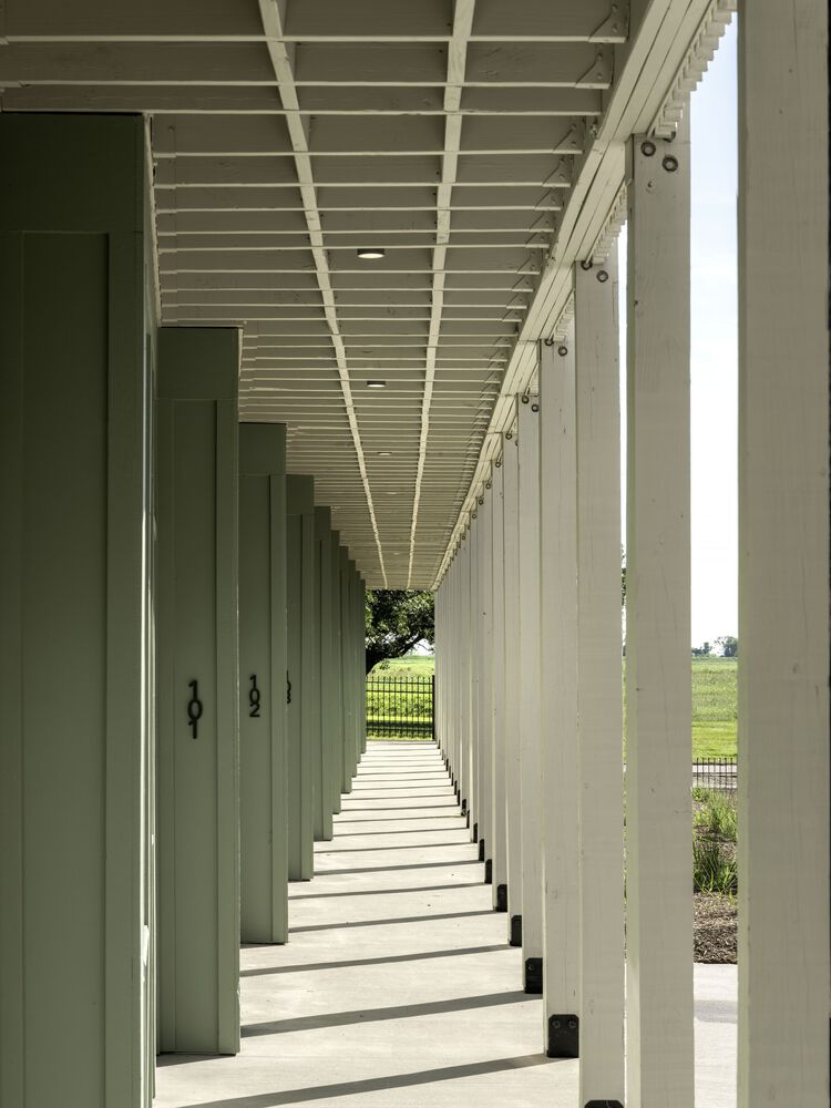 Senior Housing Design with Courtyard: Tiger Island Senior Apartments ...