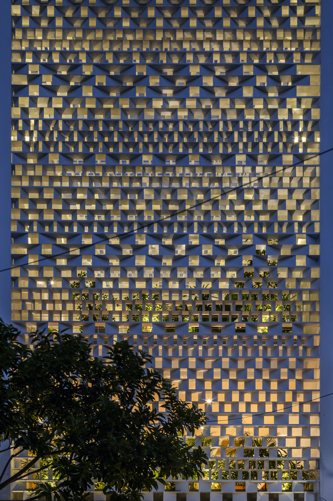 Vung Tau House: A New Approach to Vietnam Tube House Design ...