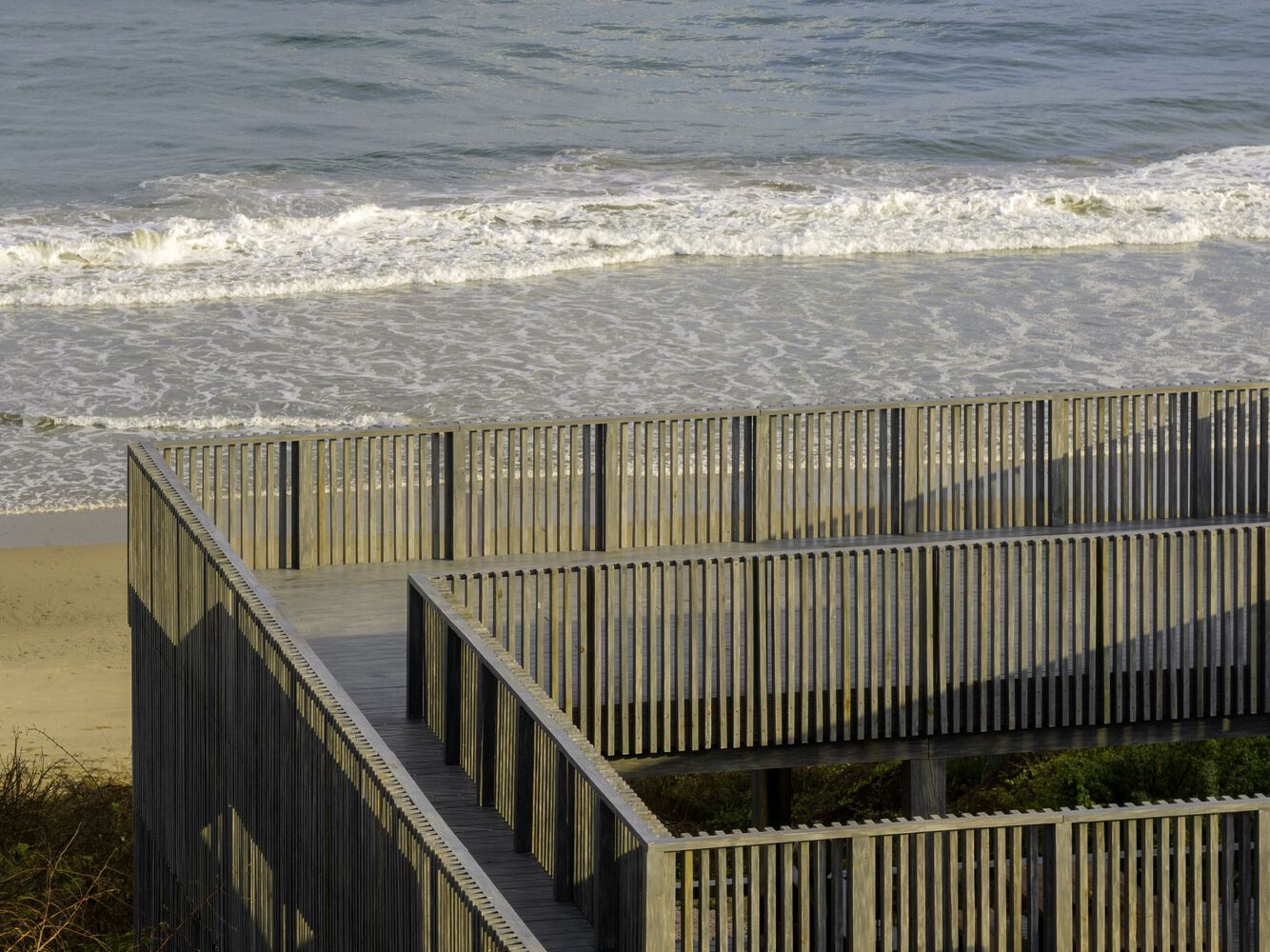 Exploring the Ephemeral Coastal Pavilion: UAVI by PPAA | Cultural ...
