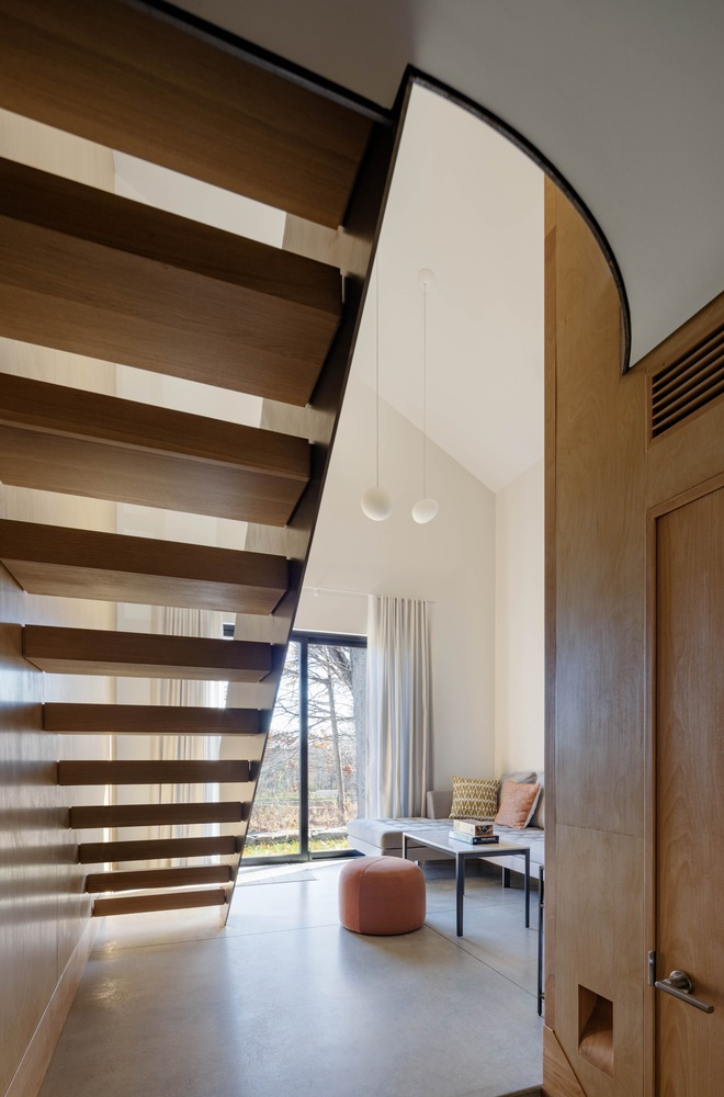 House Between Forest and Field by nArchitects: A Sustainable Retreat in Nature | Housing Story