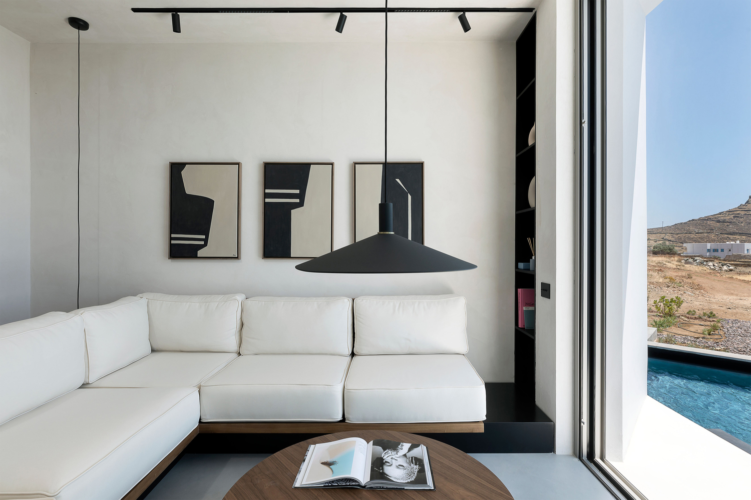 Pnoēs Tinos: A Masterpiece of Cycladic Minimalist Architecture ...