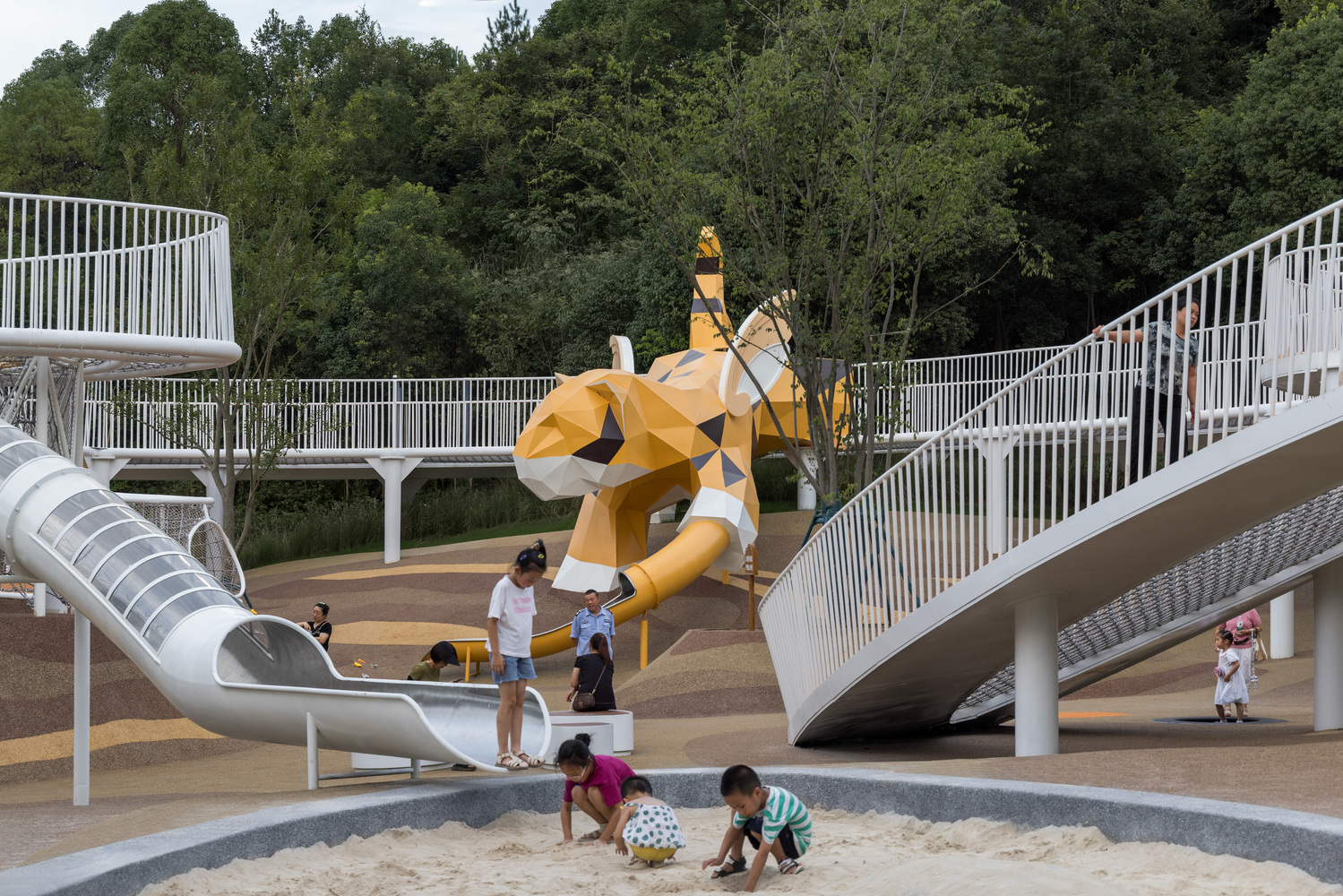 Liuquan Lake Children's Playground Design: A Fusion of Nature and ...