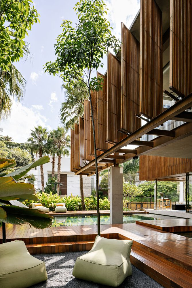 Modern Tropical House Design: The Architectural Brilliance of Cumaru ...