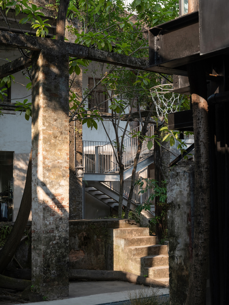 Adaptive Reuse Architecture Design: Wildness Promenade by BDSD ...