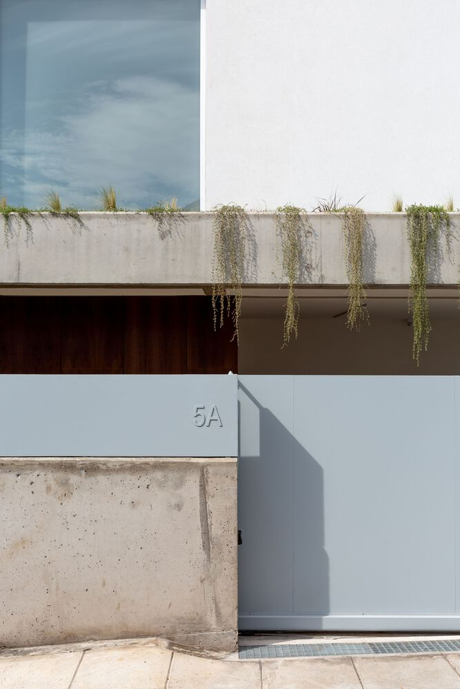 House in Serrado da Adega: A Modern Coastal House Design in Portugal ...