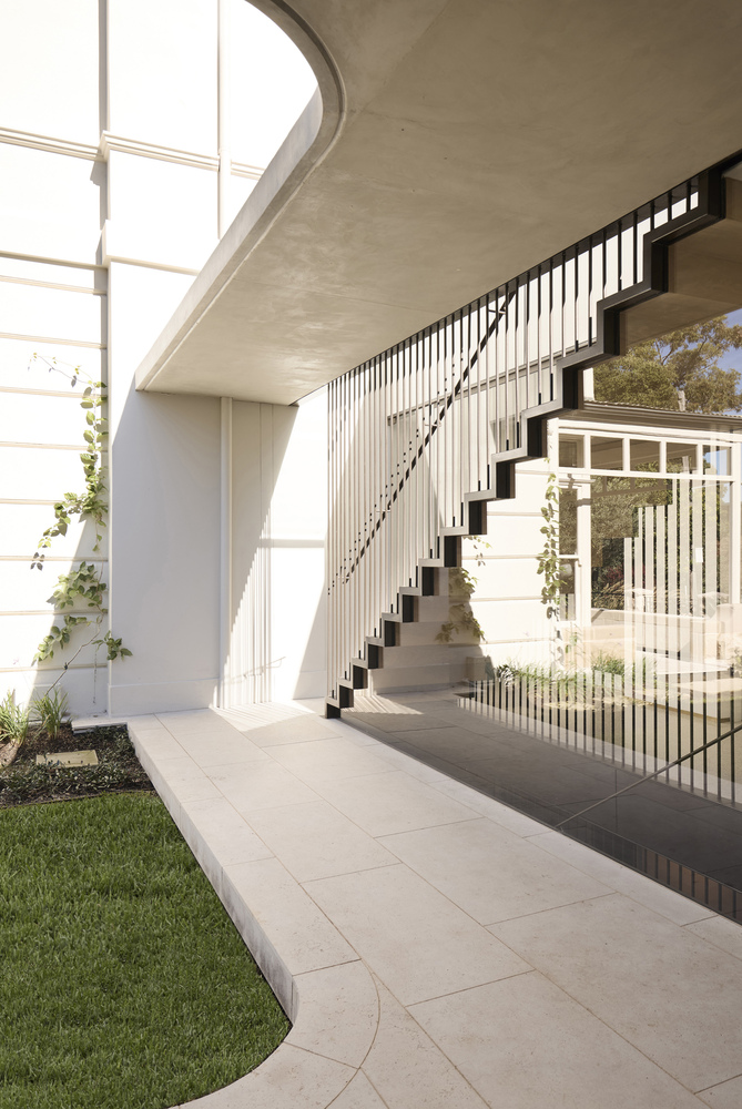 Hidden Home: A Masterpiece of Underground Architecture by Luigi Rosselli Architects ...