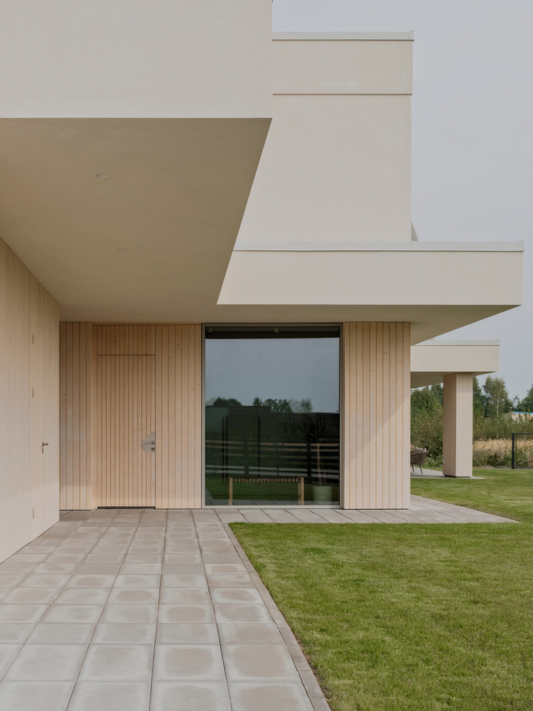 Sustainable Timber House Design: Lime and Timber House by GAISS in ...